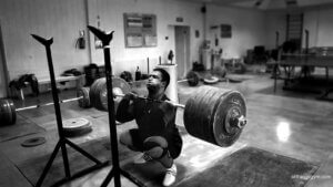How to do Crossfit Cleans - Strengthguides.com